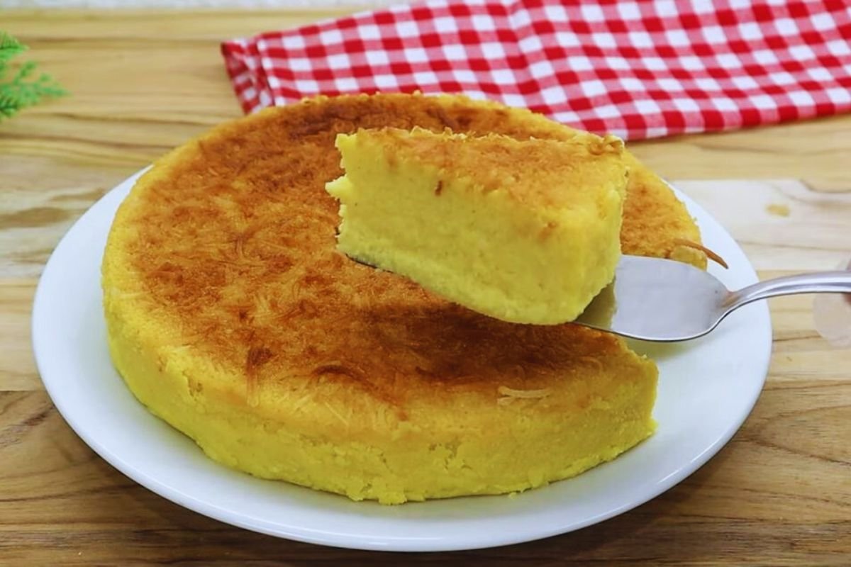 Receita de Bolo de Milho Cremoso com Coco - Te Amo Doce