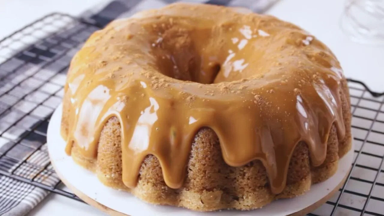 Bolo de Churros Simples com Doce de Leite Cremoso